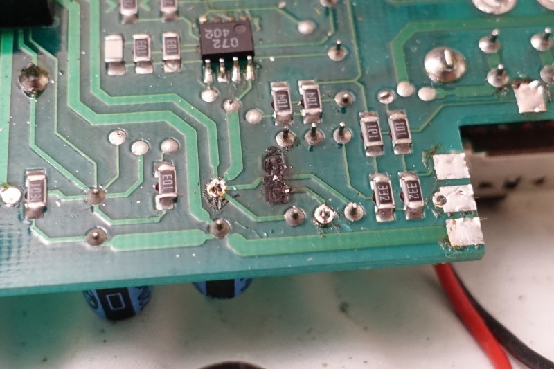 こいち時間 -koichizikan-: 「Tech21 SANSAMP BASS DRIVER DI（分解・修理）」