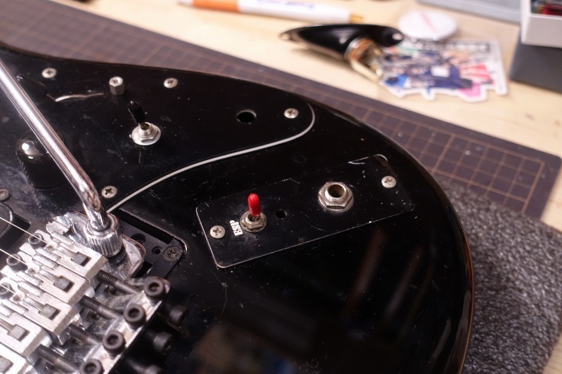 こいち時間 -koichizikan-: 「ESP SE-BLASTER（再配線・取付）」